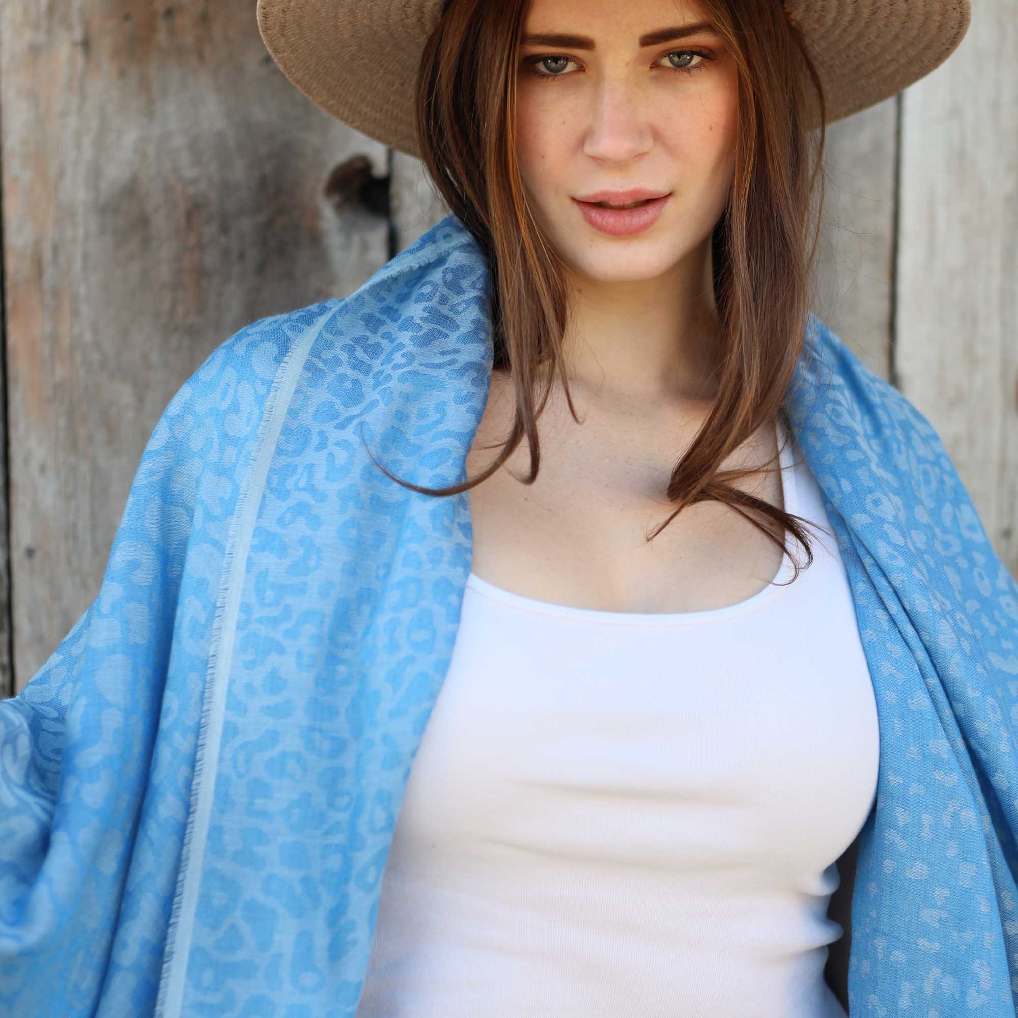Buy Pinto Wrap | Luxury Alpaca Wrap | Alicia Adams Alpaca
