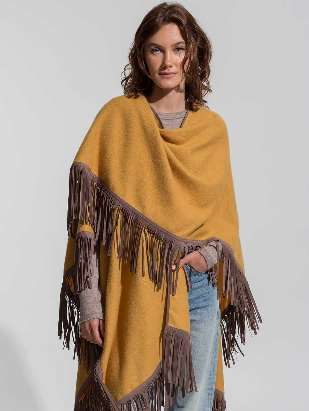 Alicia Adams Alpaca | Luxe Alpaca Home Decor, Blankets, and Apparel